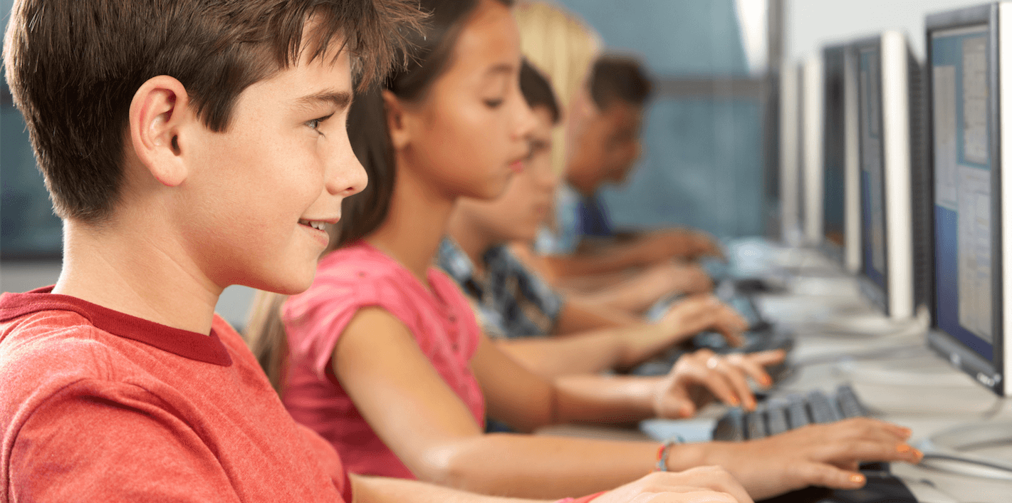 Le cours de dactylographie dans le programme scolaire